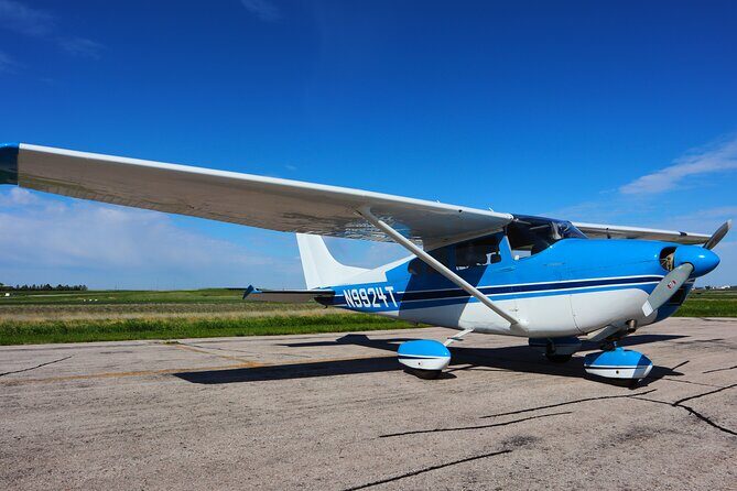 Ultimate Small Plane Aerial Tour to See Badlands National Park - Wildlife and Photo Opportunities