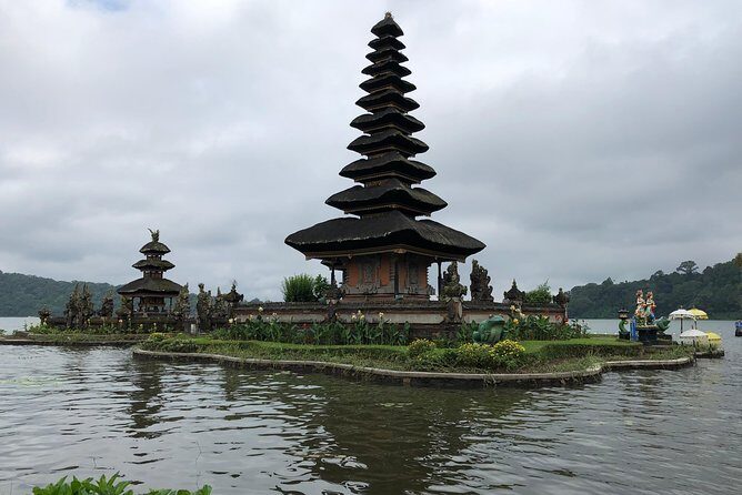 Ulun Danu Bratan Temple with Tanah Lot Sunset - Why This Tour Is Best For