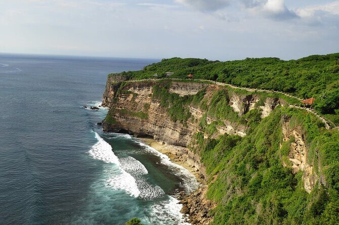 Uluwatu Cliff Temple sunset Tour with Kecak Show and Sea Food Dinner at Jimbaran Beach - What Does This Tour Mean for You?