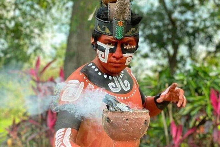 Valladolid,Yucatan: Chichikan Cenote and Mayan Experience - Savoring Mayan Flavors at the Buffet Lunch