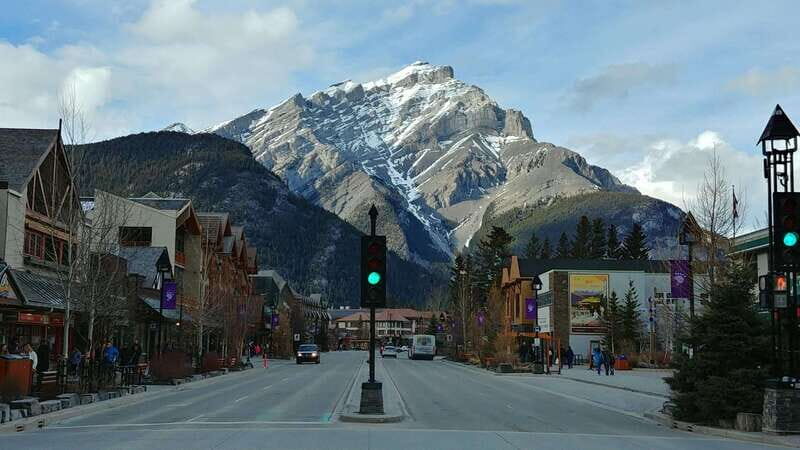 Vancouver: 6 Day Canadian Rockies Explorer Private Tour - Detailed Breakdown of the Itinerary