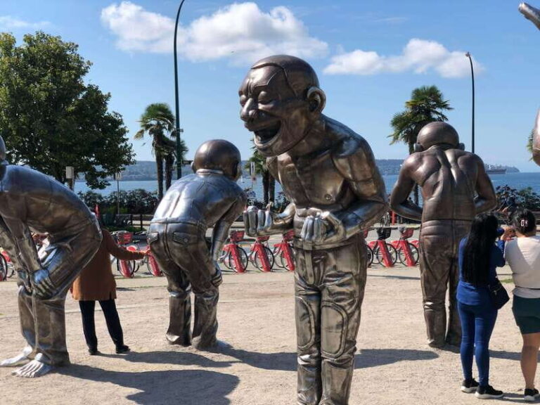 Vancouver Car Tour: See All City Attractions/Save Time&Money - Who Should Consider This Tour?