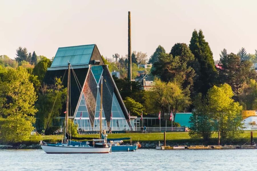 Vancouver: Private City Walking Tour with Seal Boat Tour - A Deep Dive into the Tour Experience