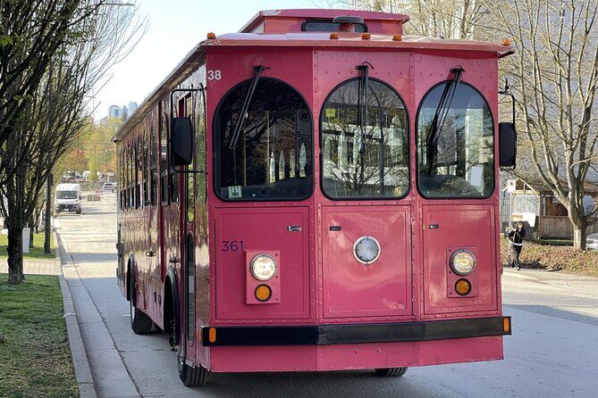 Vancouver Sunset and City Lights Trolley Tour - Tour Logistics and Practical Tips