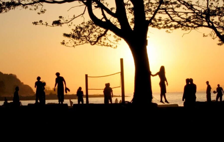 Vancouver: Sunset Trolley Tour - Practical tips for travelers