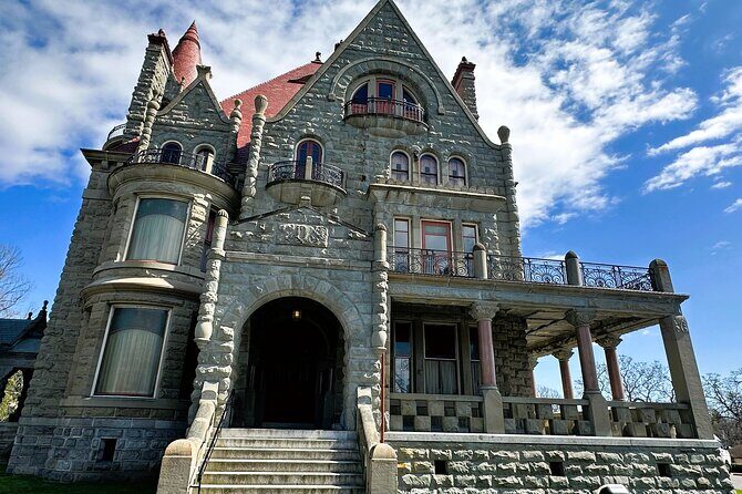 Victoria City 2hr Express Tour  Private (Day or Night, 16pax) - FAQ