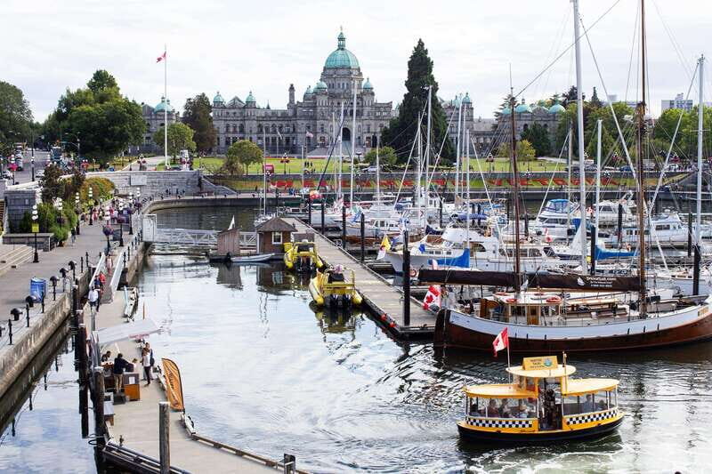 Victoria: City Highlights and Butchart Gardens Tour - Price, Duration, and Group Size