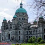 Victoria & The Butchart Gardens:Deluxe City and Garden Experience - Who Should Consider This Tour?