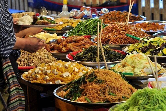 Vientiane Cuisine & Culture: The Hungry Tuk Tuk - The Itinerary: A Closer Look