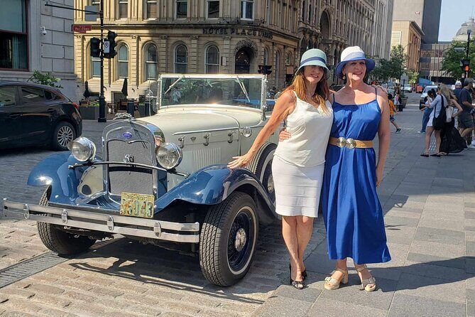 Vintage 1930 convertible! Old Montreal Tour-Private Guide -70 min - Who Will Love This Tour?