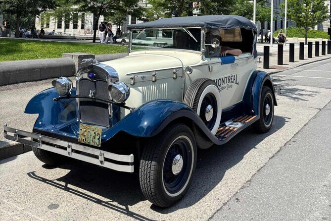 Vintage 1930 convertible ride in Old Montreal w/ old tunes-30min - Detailed Itinerary Breakdown