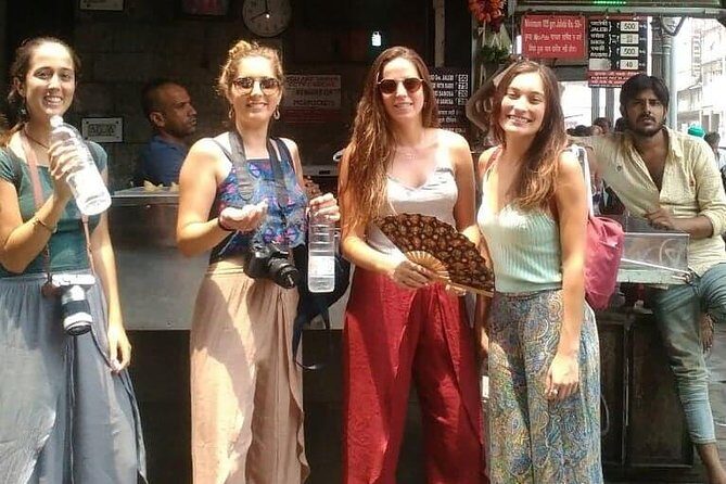 Vintage Walk Amer - What’s Included and What’s Not