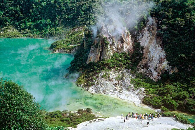 Waimangu Geothermal Valley & Lake Rotomahana Tour  7hrs - Transportation and Group Size