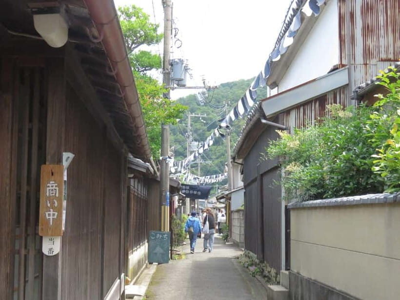 Wakayama: Kuroe Traditional Craft and Sake Tasting Tour - Price and Value