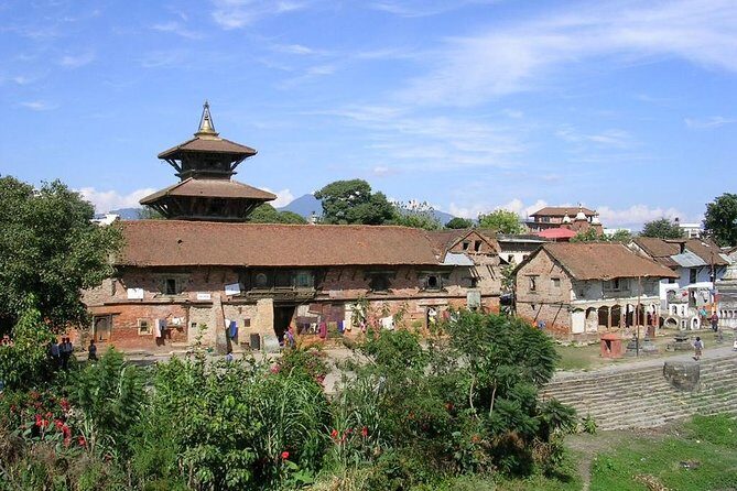 Walk along the Bagmati River (16 heritage monuments in 2 kilometers) - Transport, Duration, and What It Means for You
