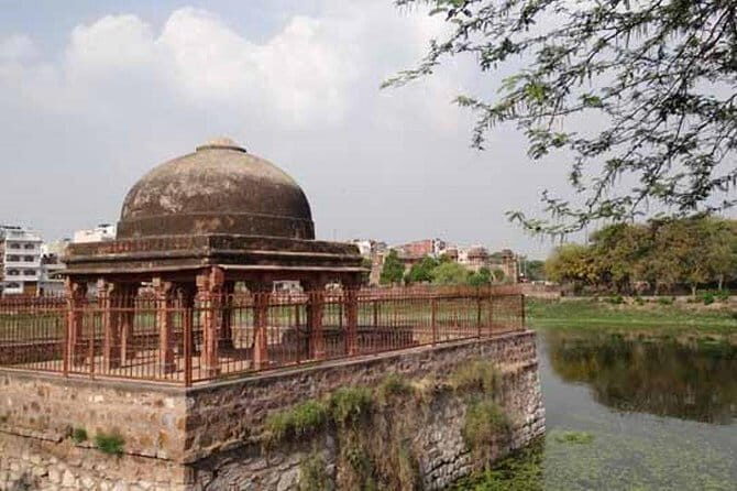 Walking Tour Of Mehrauli With Lunch - Delhi - What to Expect from the Tour