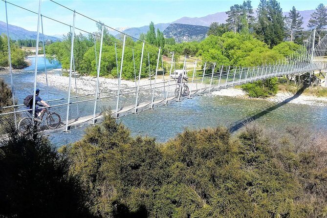 Wanaka Easy Ebike Tour - What Makes the Guides and Equipment Stand Out
