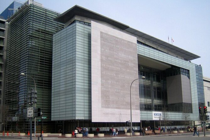 Washington, D.C. Scavenger Hunt: Washington D.C.'s Cultural Gems - What Does the Experience Include?