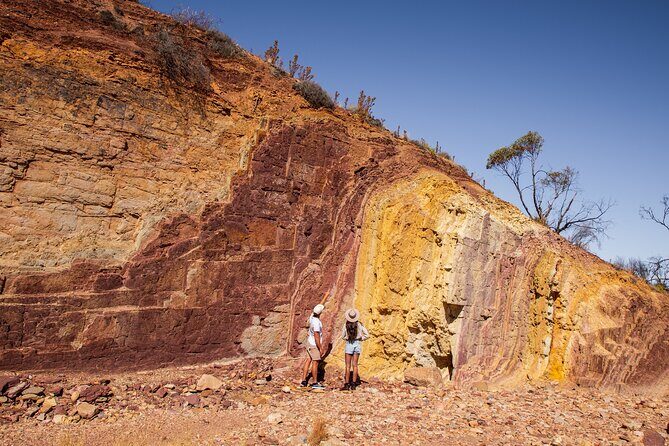 West MacDonnell Ranges & Standley Chasm Day Trip from Alice Springs - What’s Included and What’s Not