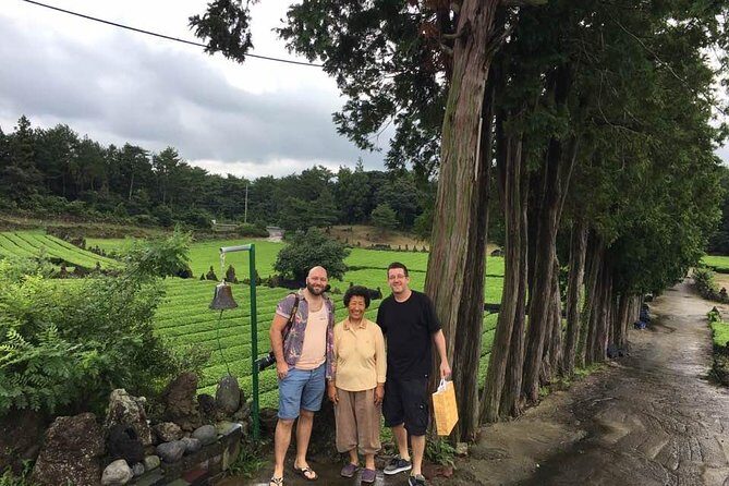 West of Jeju island Bus Tour from Seogwipo city, Jeju island - The Experience in Context: What Matters