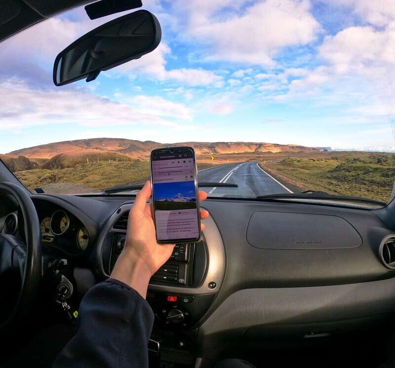 Western Canada Self-Driving Audio Guide English and German - How Does It Work?