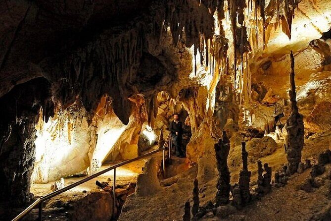 Wombeyan Caves: Wollondilly Cave Guided Tour - The Itinerary: Exploring Wollondilly Cave