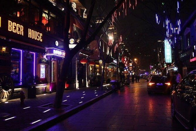 Xi'an Private 2-Hour City Wall Walking Tour Day or Night - Key Points