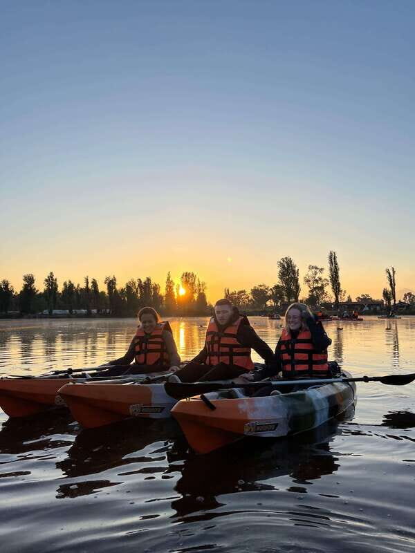 Xochimilco: amanecer en kayak Ciudad de México - Who Will Enjoy This Tour?