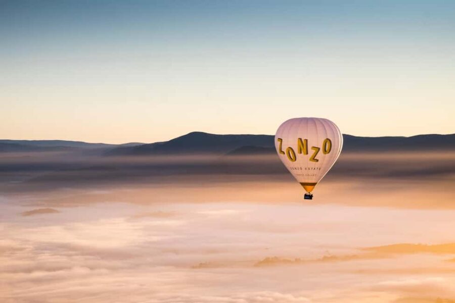 Yarra Valley: Hot Air Balloon Flight & Buffet Breakfast - What Makes This Tour Stand Out?