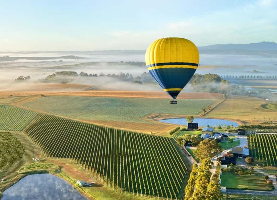 Yarra Valley: Hot Air Balloon with Breakfast & CBD Transfers - What the Reviews Say