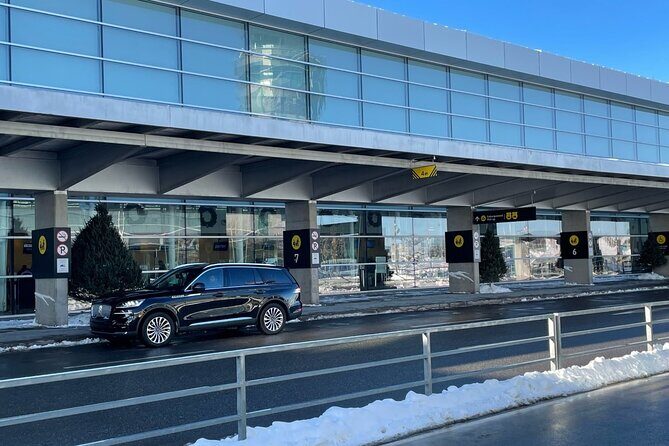 YQB Airport Transfer - The Value of a Private Chauffeur Service