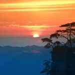 Zhangjiajie Day Tour - Yuanjiajie, Tianzishan - Tianzi Mountain: The King of the Peak Forest