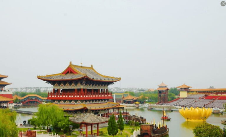 Zhengzhou: Kaifeng Top Sites, Zero Hassle Must-See City Tour - First Stop: Kaifeng Millennium Park