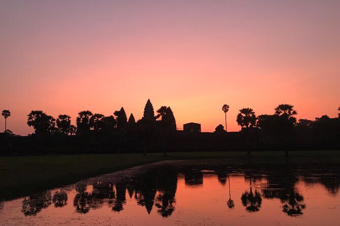 1 Day | Angkor Wat Sunrise with Small Tour - Who is This Tour Best Suited For?