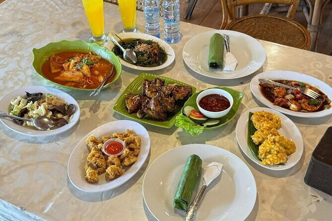 1 Day Batam City Tour with Ferry Ticket, Lunch and Massage - Visiting Maha Vihara Duta Maitreya Temple