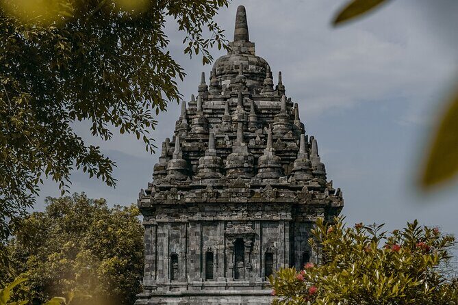 1 day in Yogyakarta: Borobudur & Prambanan with guide - Analyzing the Value