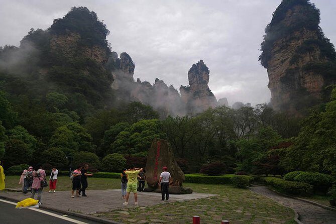 1 Day Private Yellow Stone Village Visit with Extention to Exclusive Pipajie - An In-Depth Look at the Tour Experience