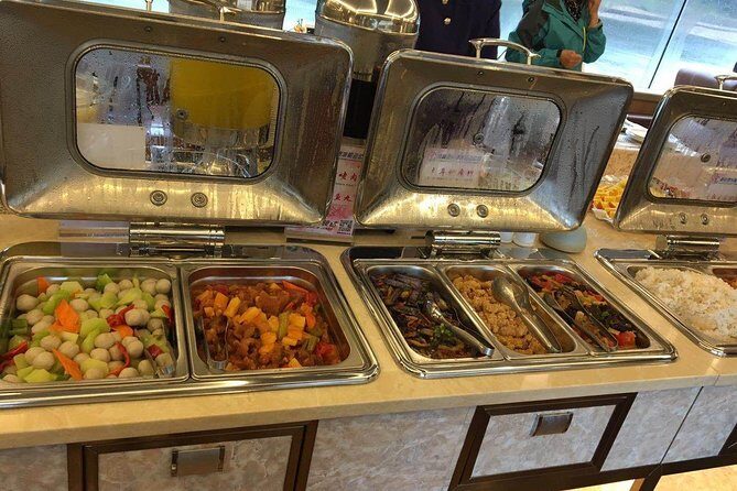 1 Day Relaxing Li River Cruise With The 4 Star Luxury Boat lower Deck Seating - An In-Depth Look at the Li River Cruise Experience