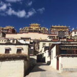 1-Day Shangri-La Tour to Ganden Monastery, Nixi Pottery Village and Tibetan Town - The Real Value of the Experience