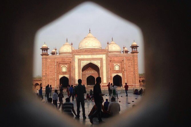 1 Day Taj Mahal Tour with Mughal Experience - What the Tour Includes — and What It Doesn’t