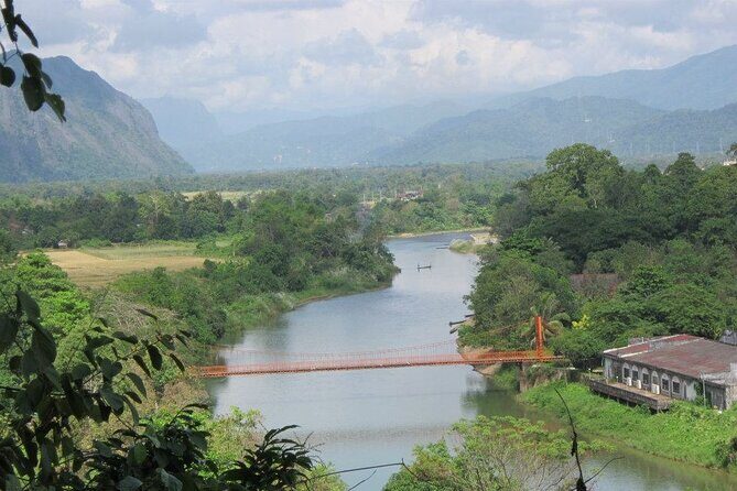 1-Day Tour to Vang Vieng with Private Guide - Authenticity and Traveler Insights