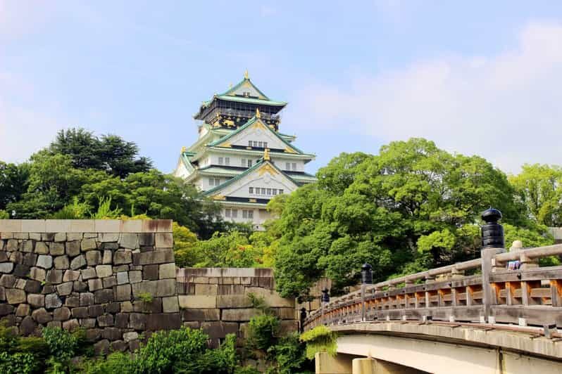 1-Day walking tour in OsakaCastle, temples and Ukiyoe - What Makes This Tour Stand Out