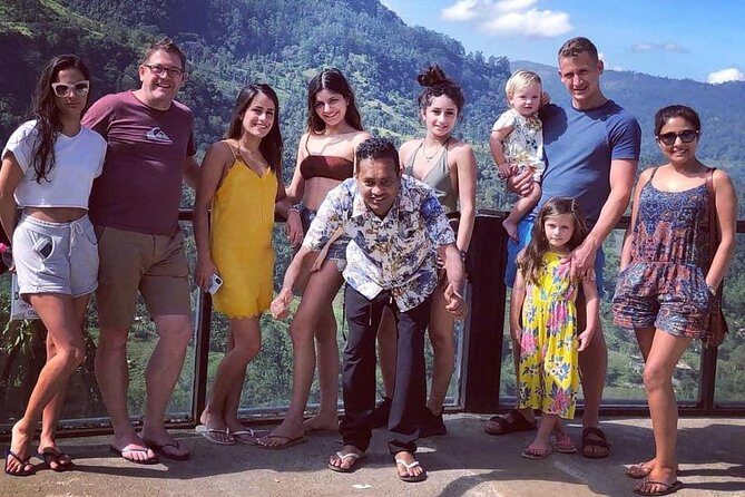 10 Days Tour in Sri Lanka (Hotels with Breakfast & Luxury Car) - Exploring the Sri Lankan Landscape in Comfort