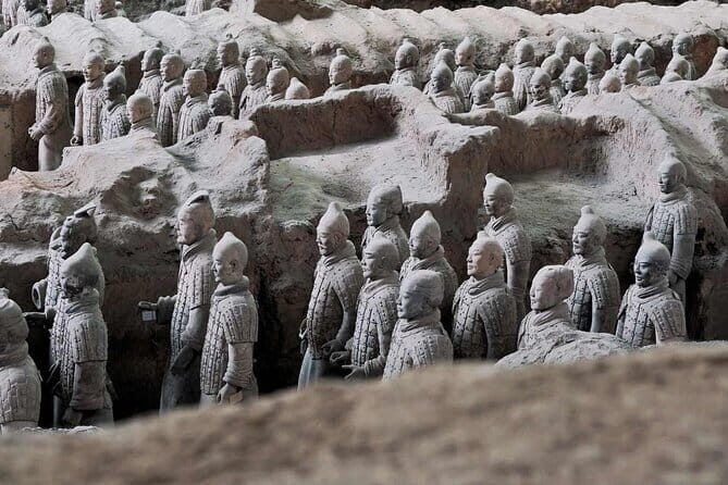 11 Days Classic China Sightseeing Tour - Climbing the Great Wall: Mutianyu’s Scenic Heights