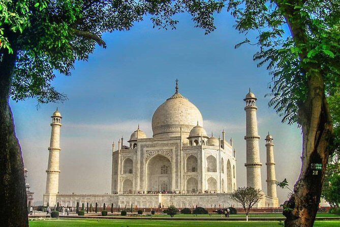12 Hour Sunrise Taj Mahal Tour From Delhi By Private Car - An In-Depth Look at the Experience