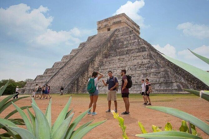 2 Cenotes, Chichen Itza and Valladolid! Deluxe From Cancun & Playa Del Carmen - Who Should Consider This Tour?