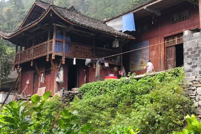 2-Day Fenghuang Old Town and Dehang Miao Village Private Tour with Accommodation - Exploring the Detailed Itinerary