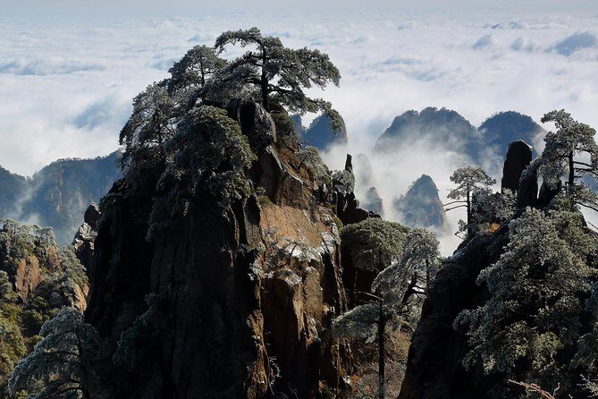 2-Day Private Trip to Huangshan Mountain and Tongmo Ancient Town from Shanghai - An Overview of the Experience