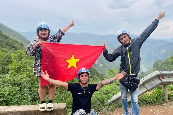2 Day tour in Ha Giang - Adventure Car Tour around the loop - Day 2: Majestic Passes and Mountain Rivers