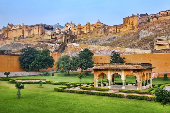 2 Days Agra & Jaipur Private Tour from Delhi - Day 2: From Jaipur’s Amber Palace to the City’s Cultural Heart